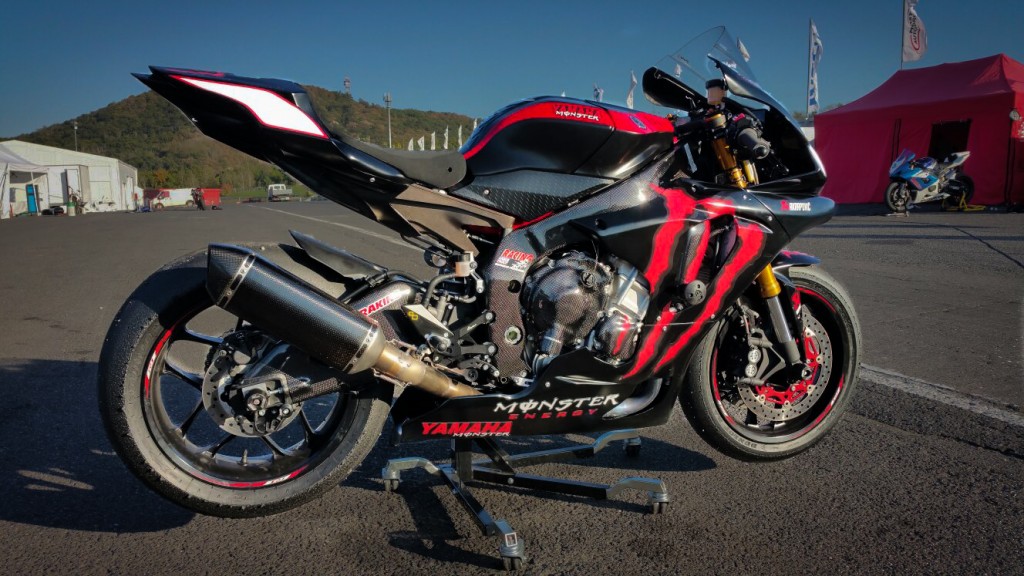 Yamaha YZF R1 (RN32 & RN49) 2015-2019 Komplett-Set – IMT-Fairings Shop